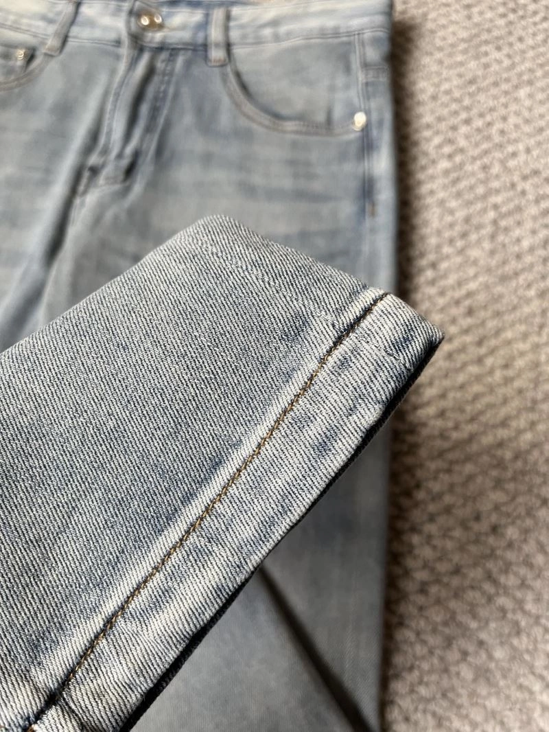 Low-cost Dolce Gabbana Jeans