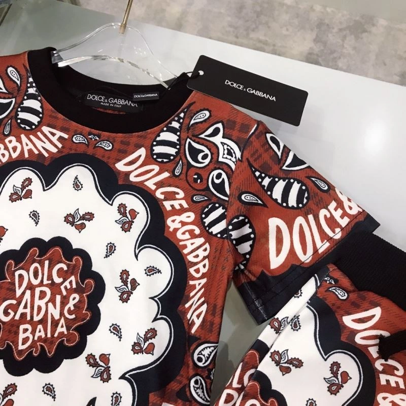 Accurate model Dolce Gabbana Kids