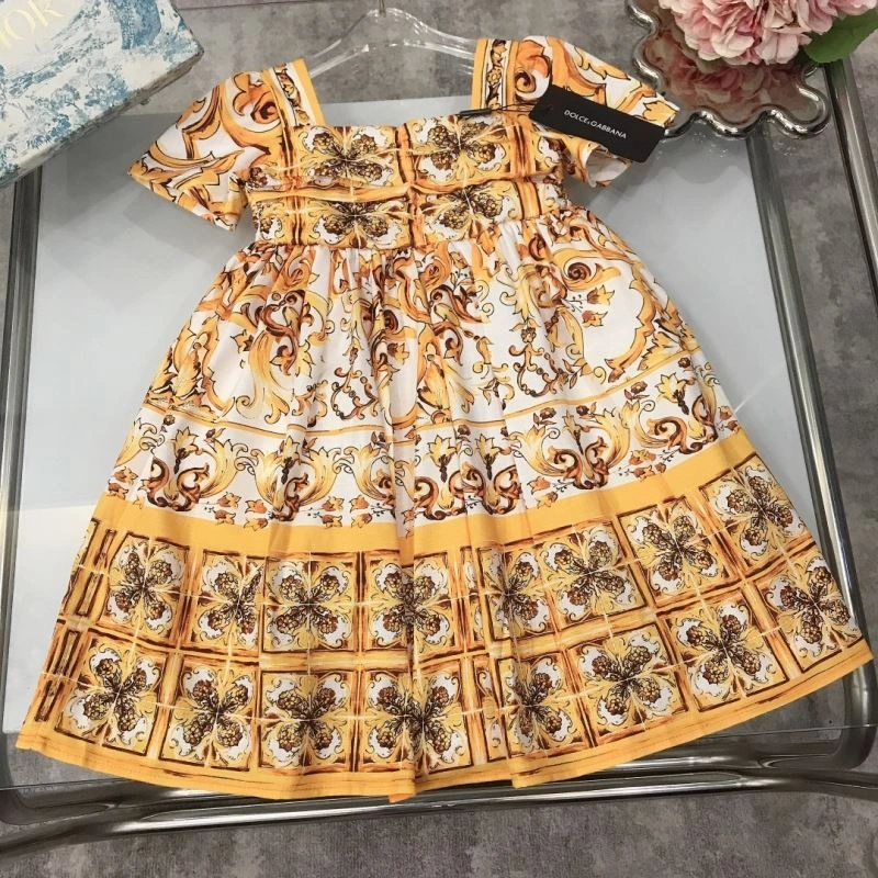 Accurate model Dolce Gabbana Kids