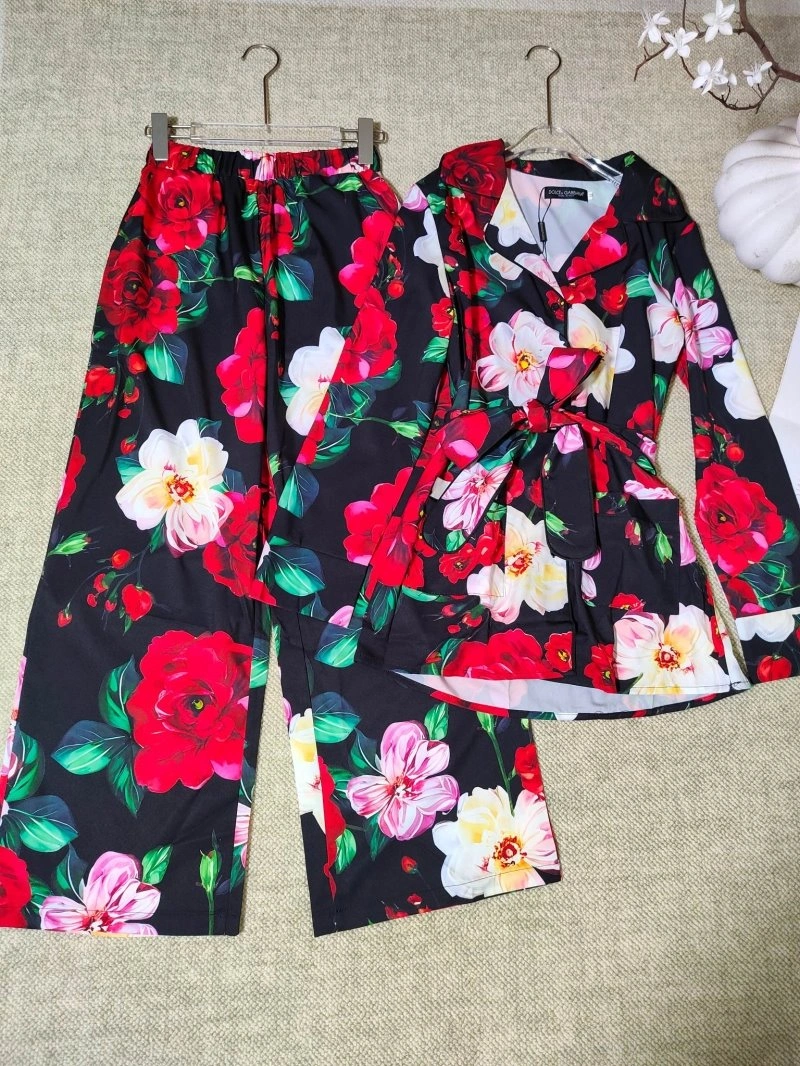 High accuracy Dolce Gabbana Long Suits