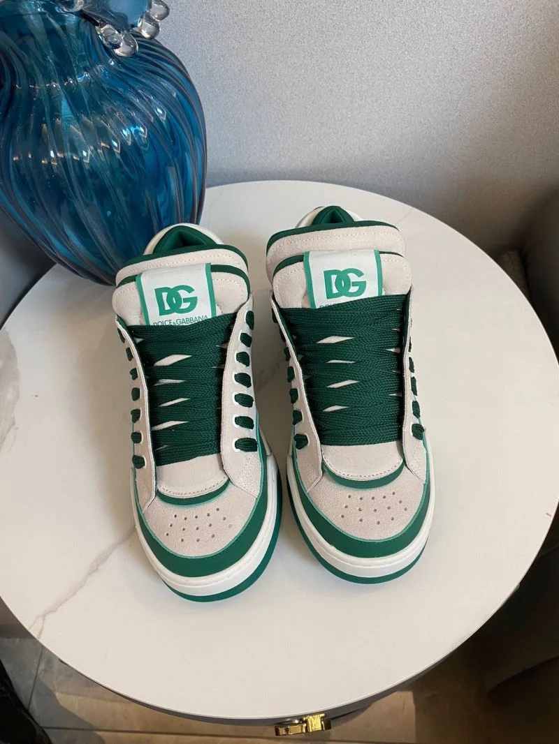 Accurate model Dolce Gabbana Low Shoes
