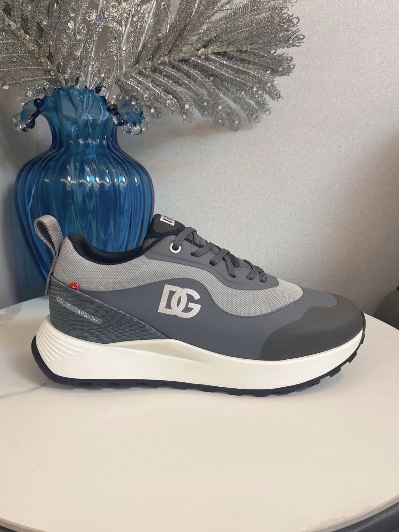 Accurate model Dolce Gabbana Low Shoes