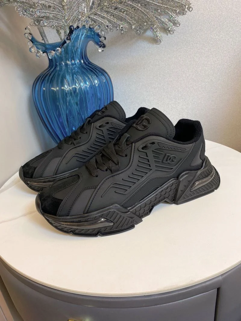 Value-priced Dolce Gabbana Low Shoes