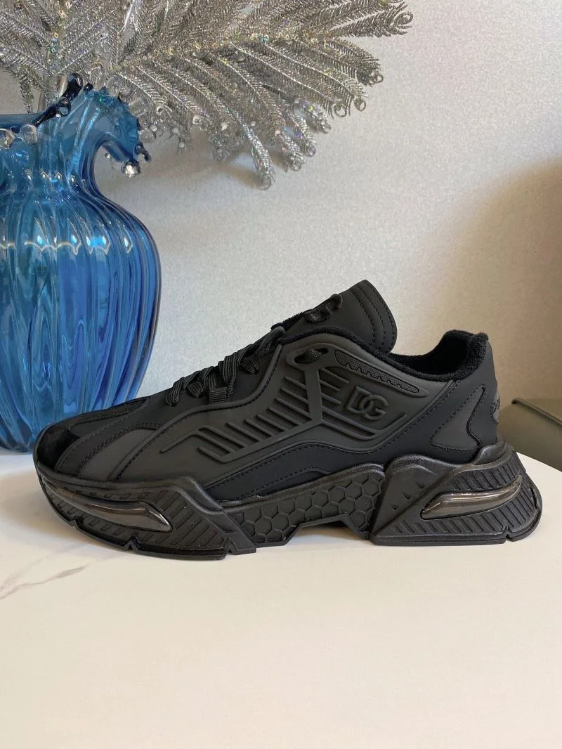 Value-priced Dolce Gabbana Low Shoes