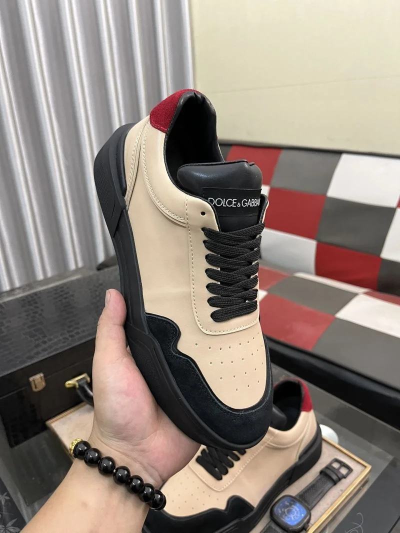Value-priced Dolce Gabbana Low Shoes