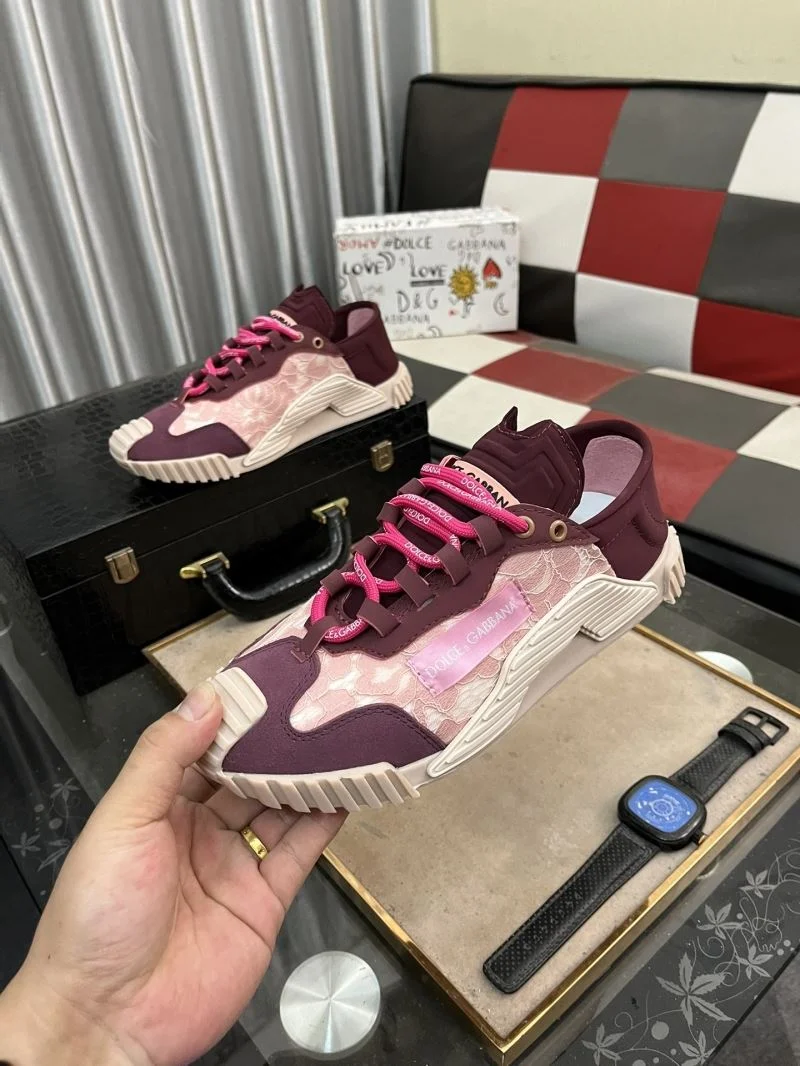 Value-priced Dolce Gabbana Low Shoes