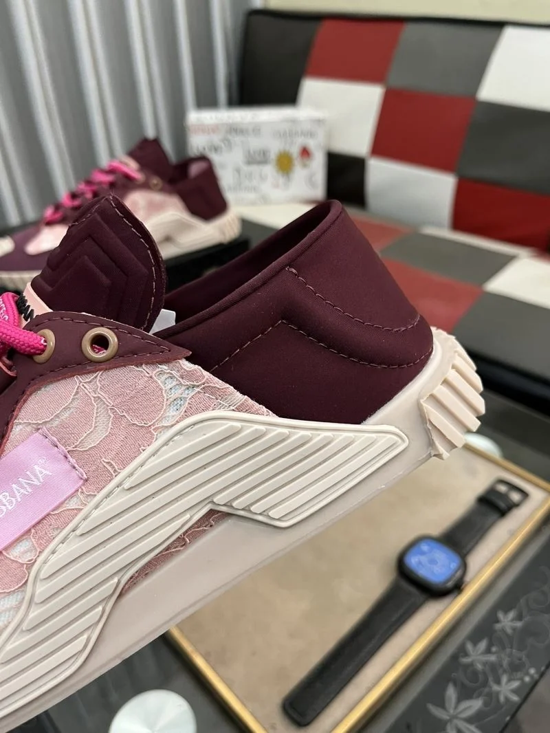 Value-priced Dolce Gabbana Low Shoes