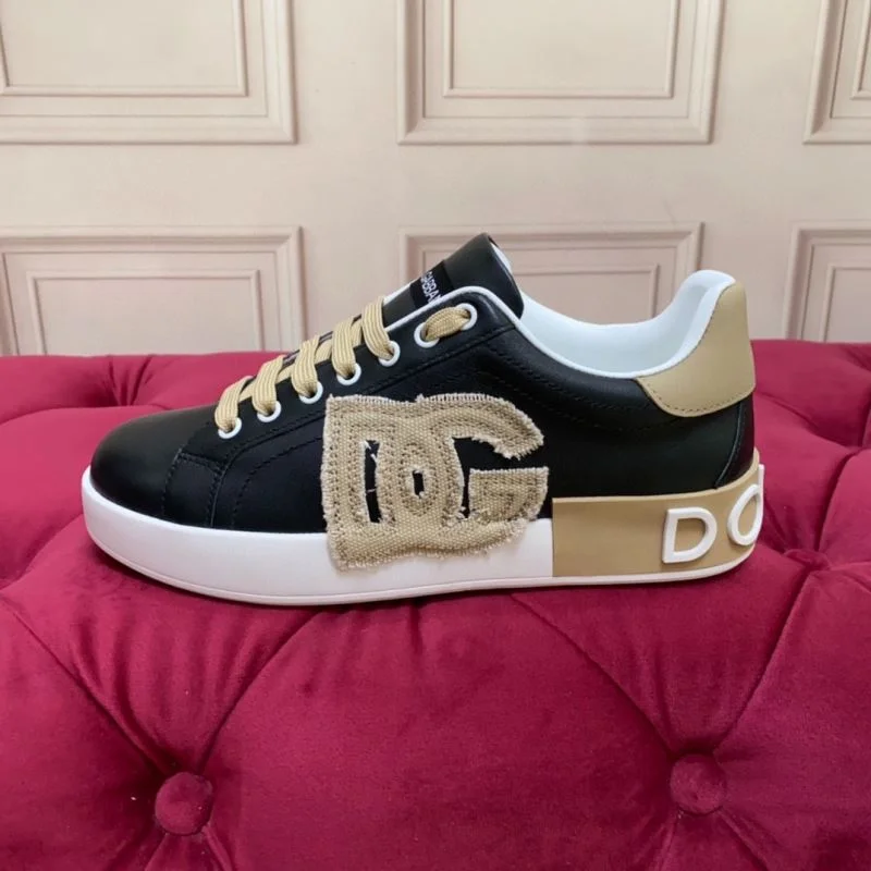 Bargain Dolce Gabbana Low Shoes