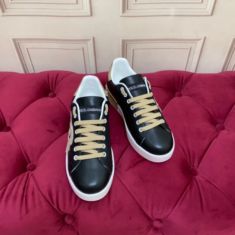 Bargain Dolce Gabbana Low Shoes