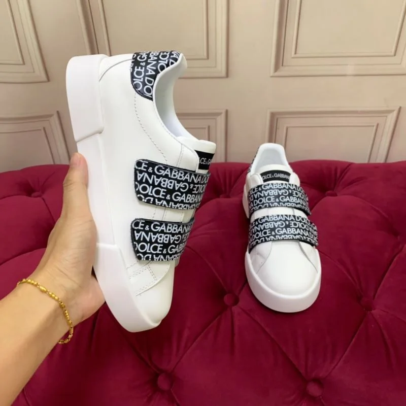 Value-priced Dolce Gabbana Low Shoes