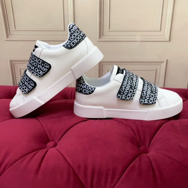 Value-priced Dolce Gabbana Low Shoes