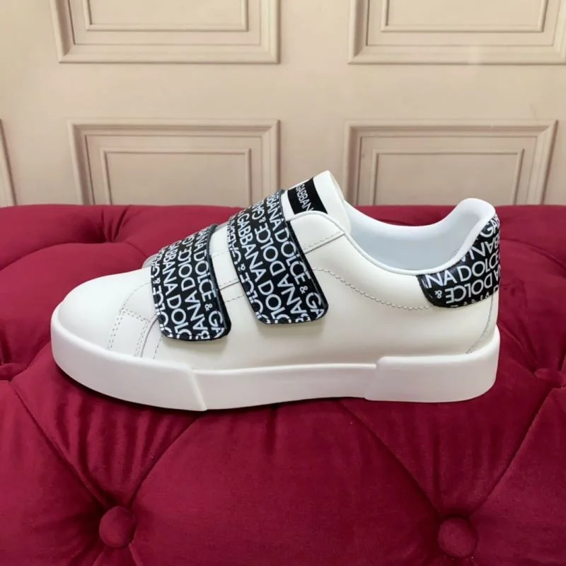 Value-priced Dolce Gabbana Low Shoes