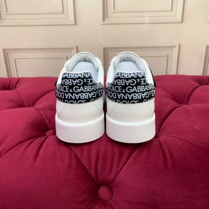 Value-priced Dolce Gabbana Low Shoes