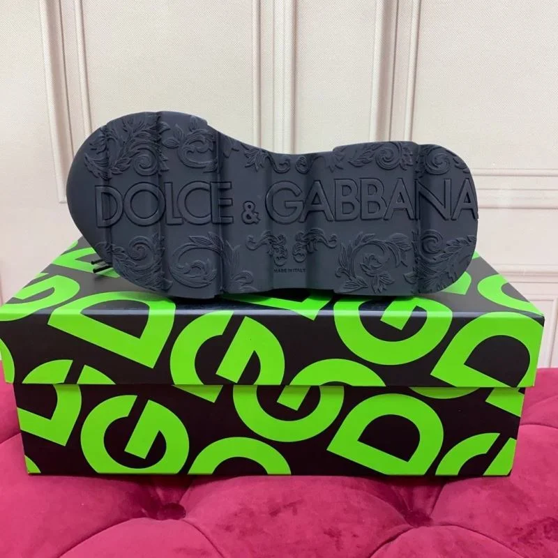 Bargain Dolce Gabbana Low Shoes