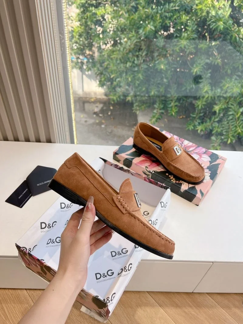 Indistinguishable Dolce Gabbana Low Shoes