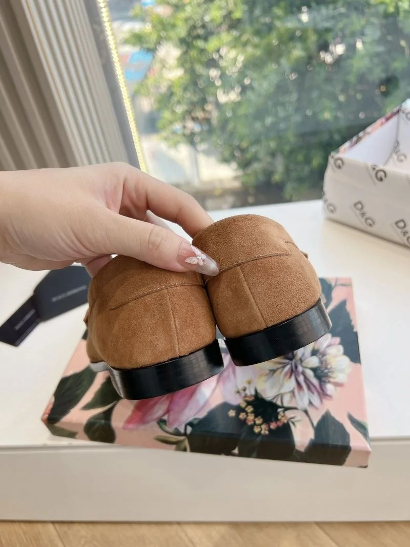 Indistinguishable Dolce Gabbana Low Shoes