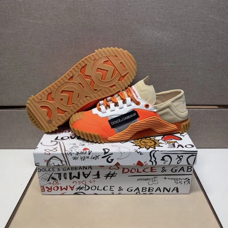 Bargain Dolce Gabbana Low Shoes