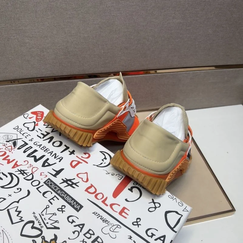 Bargain Dolce Gabbana Low Shoes