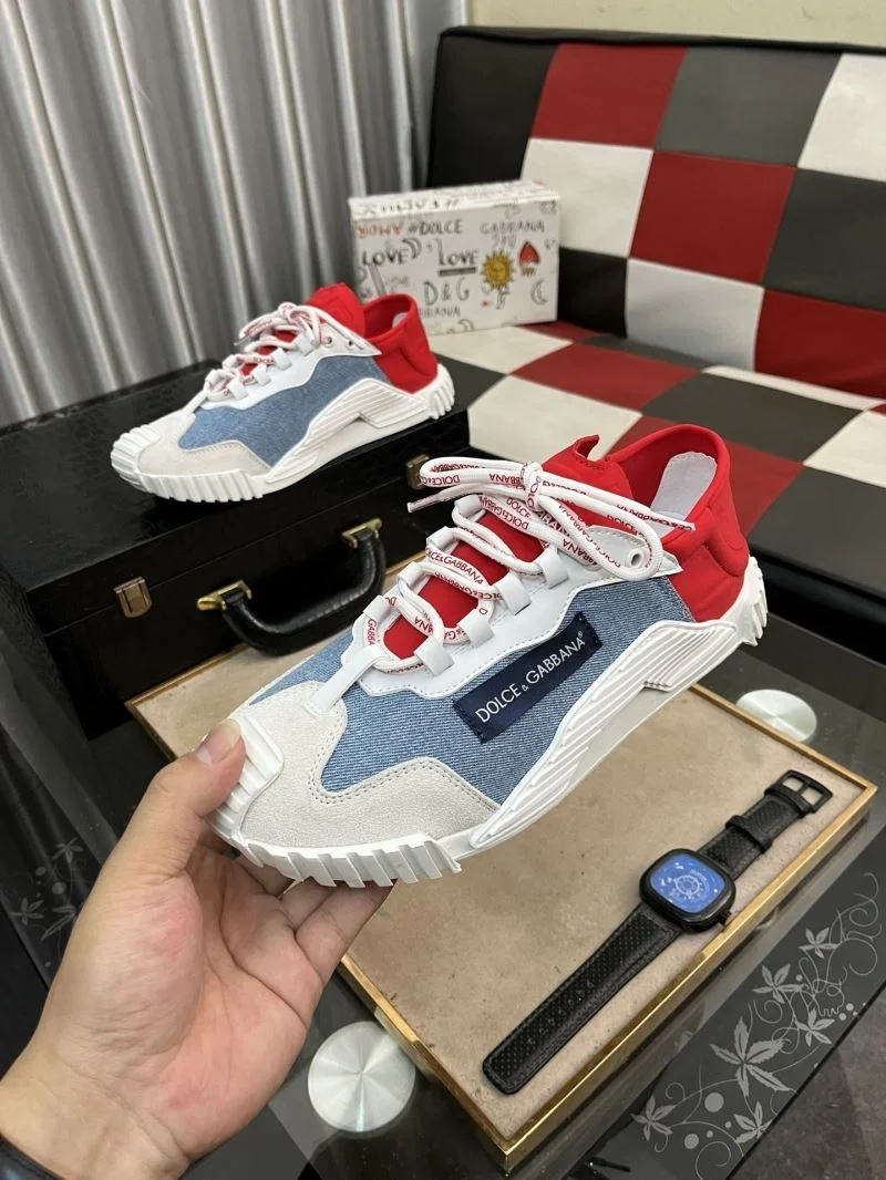 Accurate model Dolce Gabbana Low Shoes
