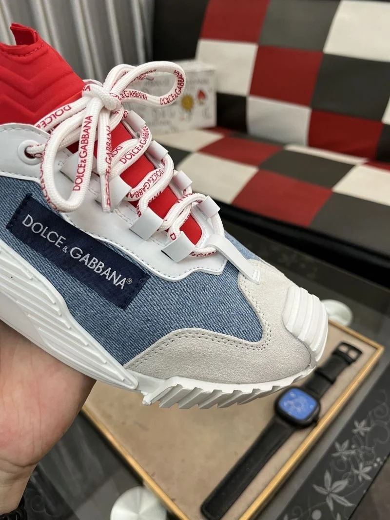 Accurate model Dolce Gabbana Low Shoes