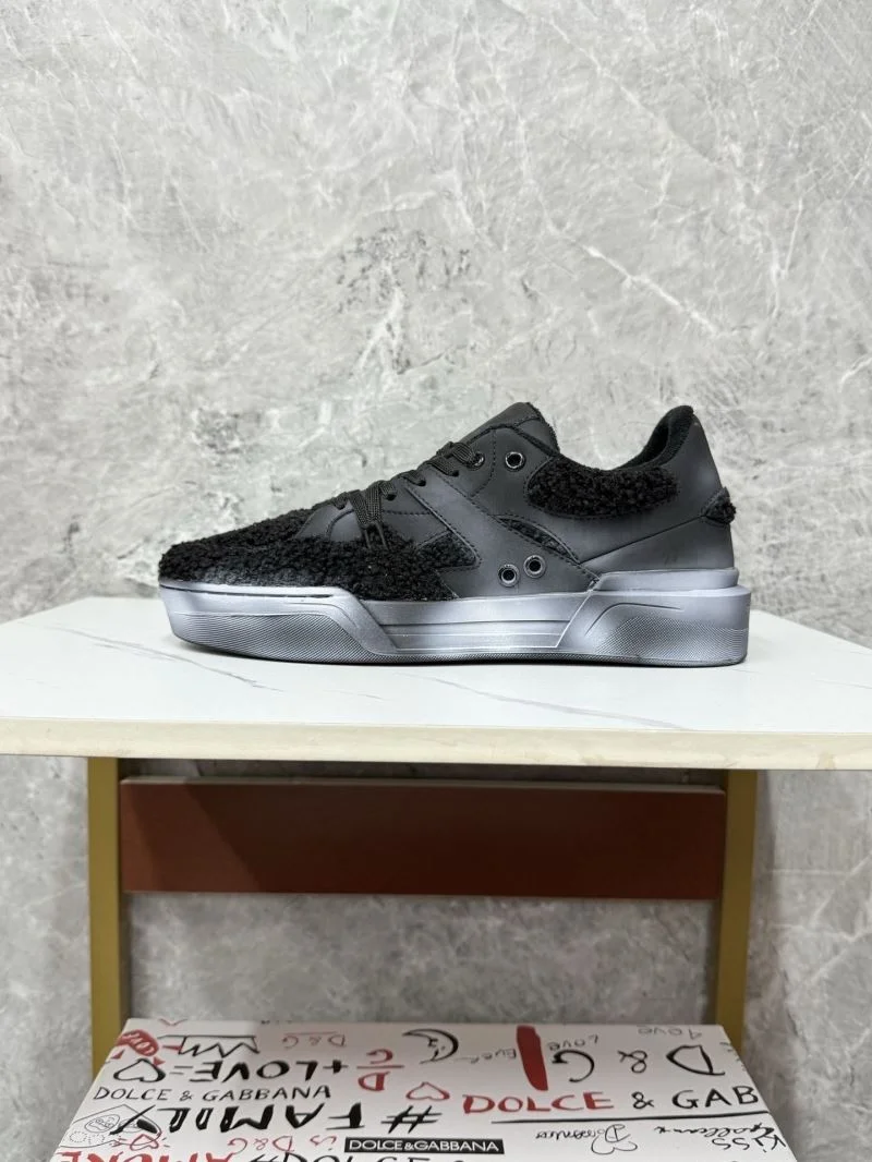 Top mirror Dolce Gabbana Low Shoes