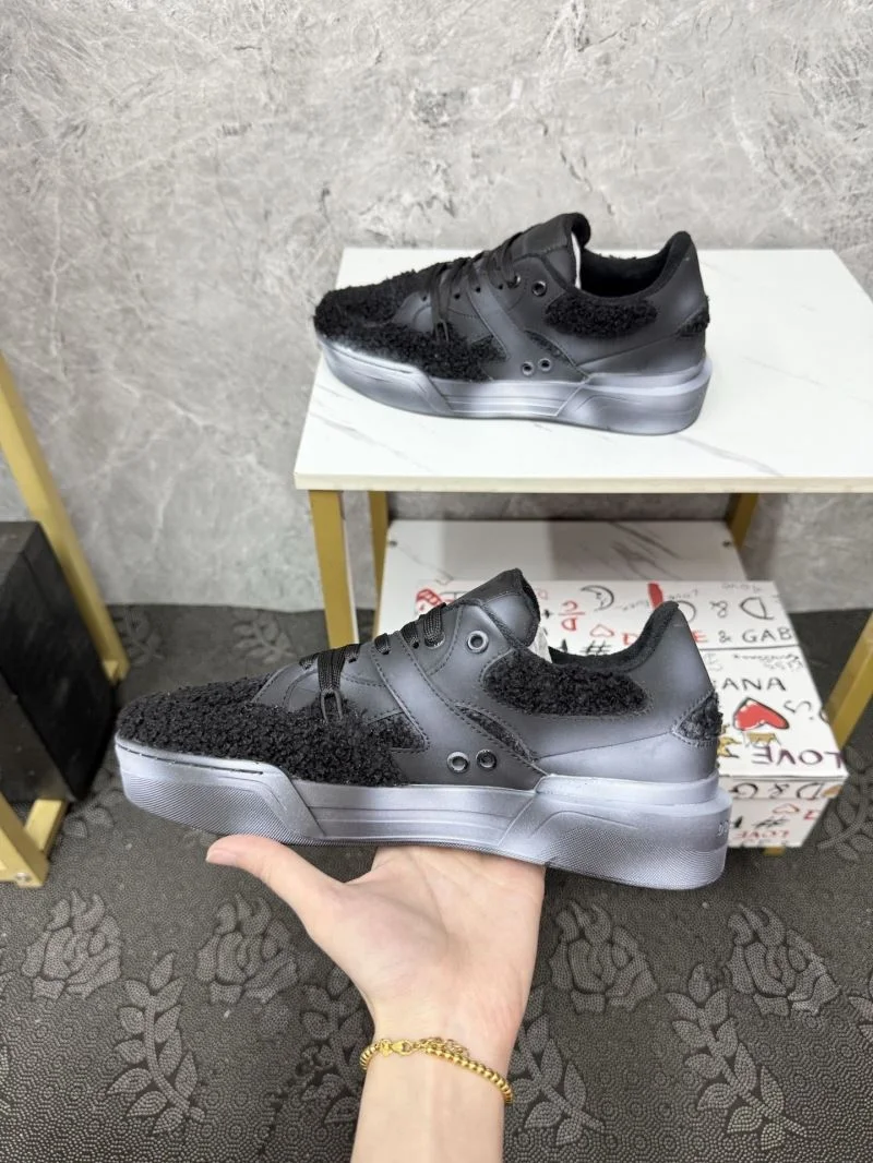 Top mirror Dolce Gabbana Low Shoes
