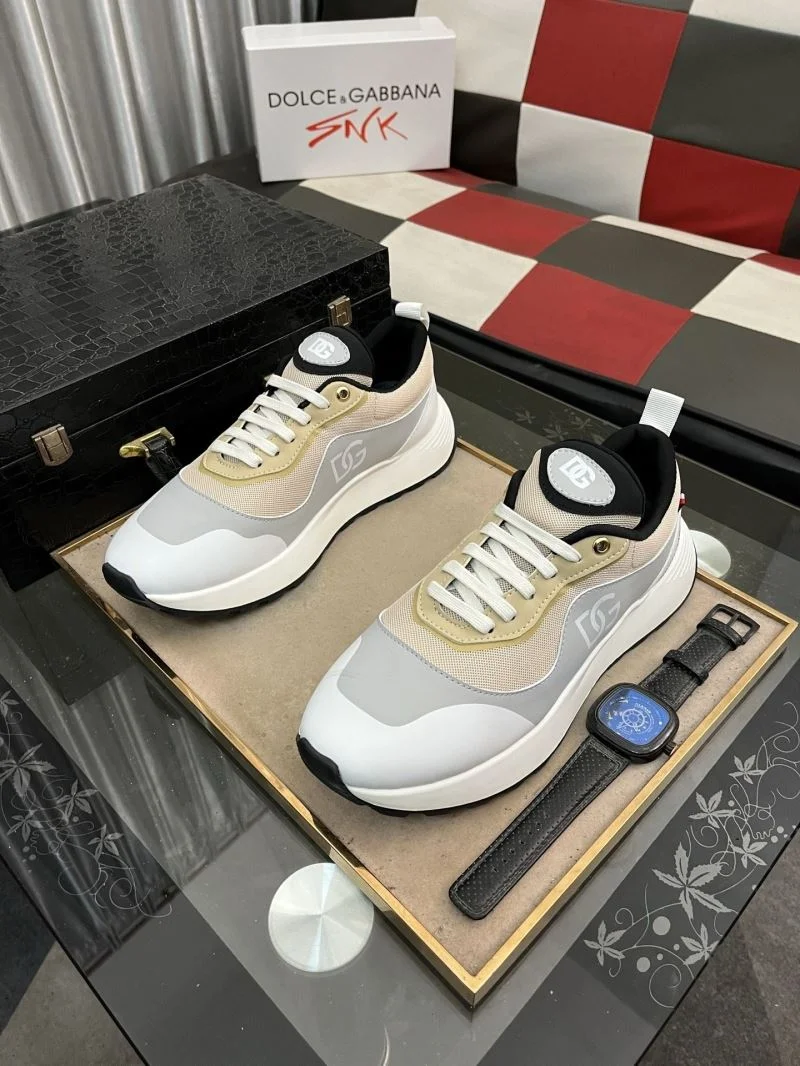Top mirror Dolce Gabbana Low Shoes
