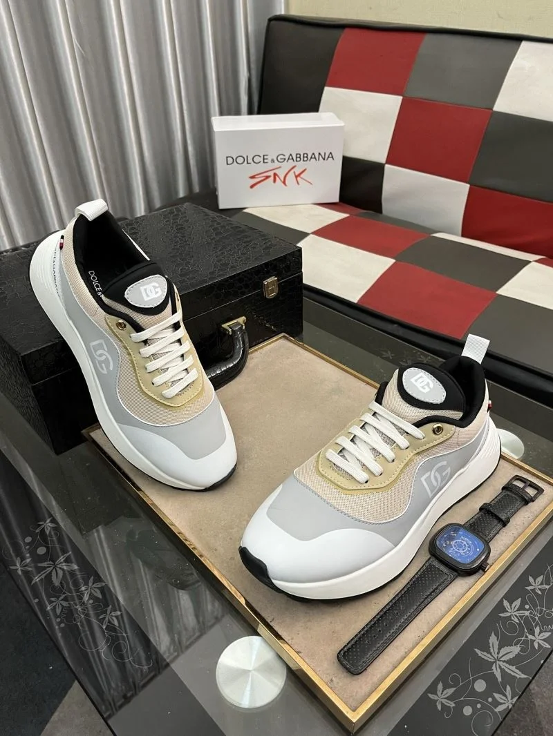 Top mirror Dolce Gabbana Low Shoes
