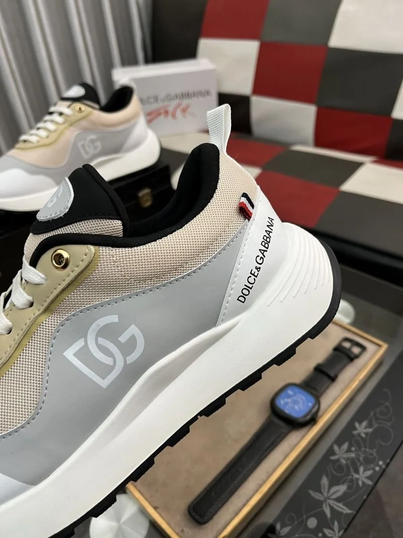 Top mirror Dolce Gabbana Low Shoes