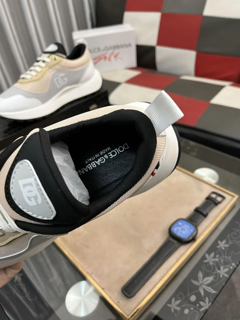 Top mirror Dolce Gabbana Low Shoes