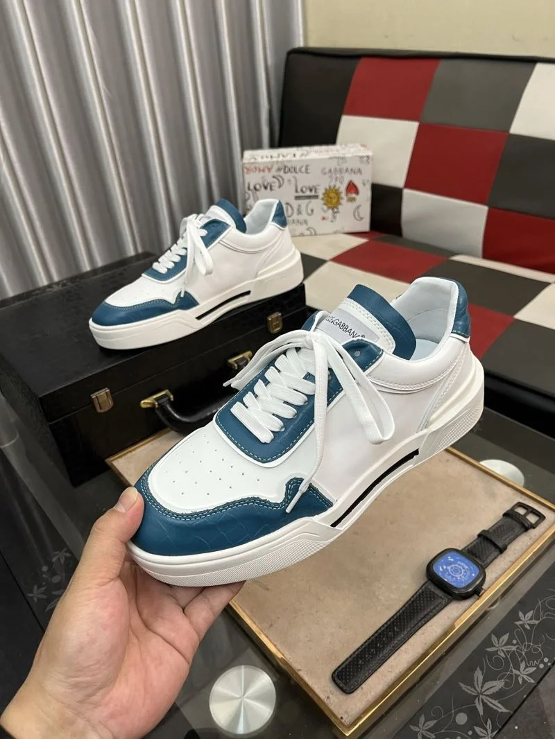 Bargain Dolce Gabbana Low Shoes