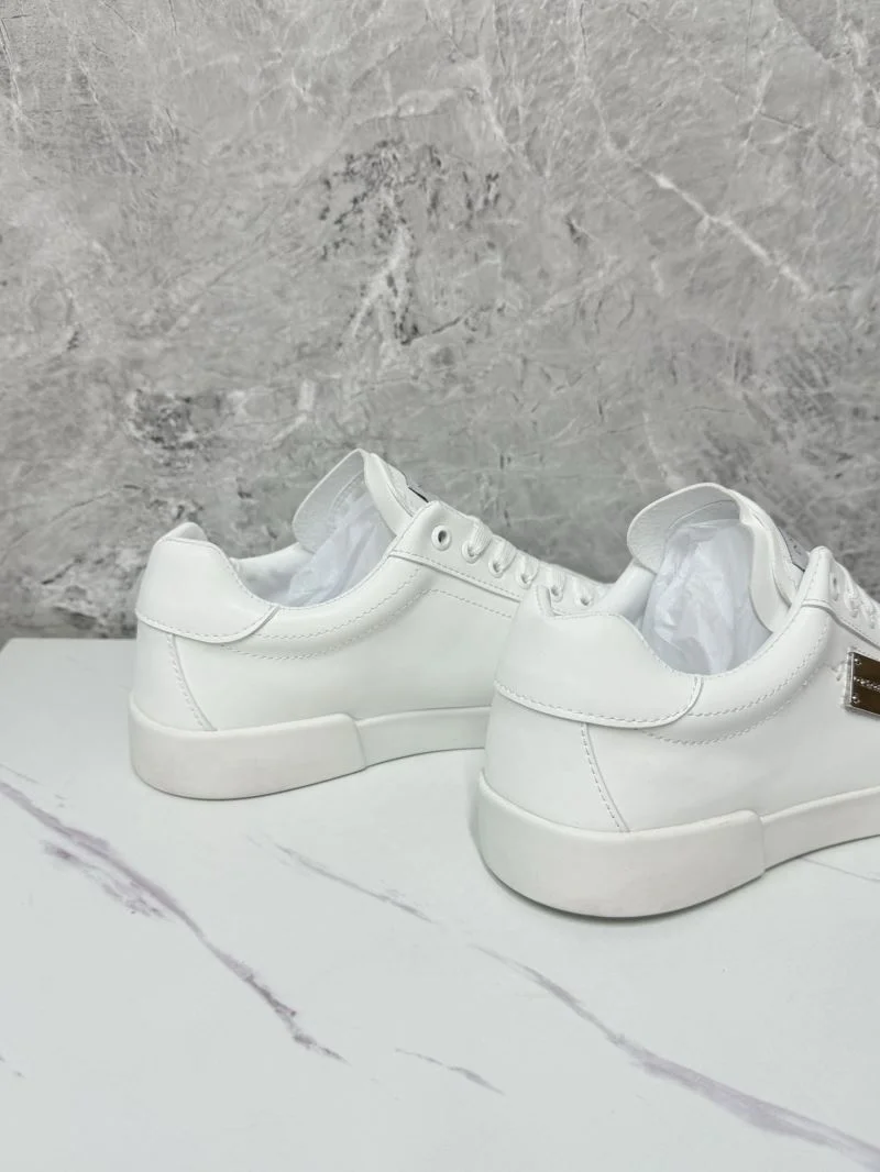Bargain Dolce Gabbana Low Shoes