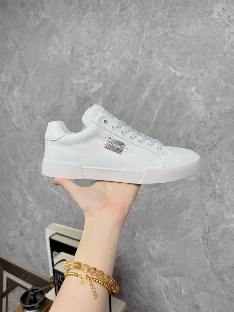 Bargain Dolce Gabbana Low Shoes