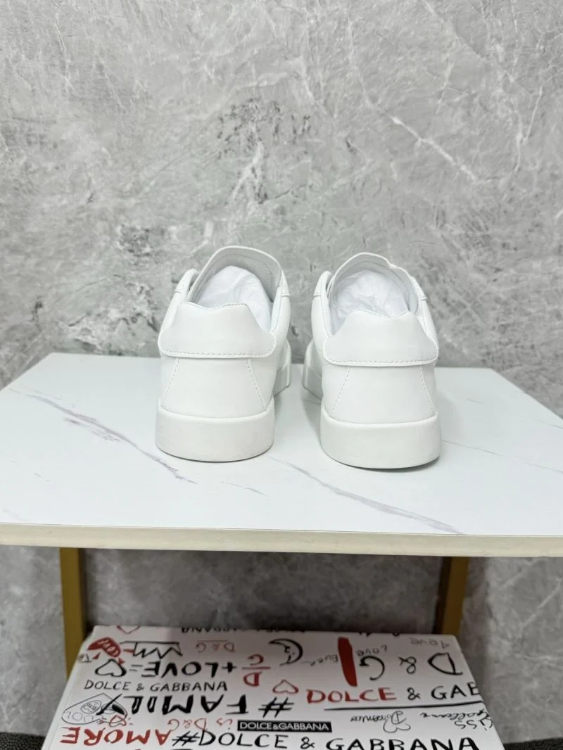 Bargain Dolce Gabbana Low Shoes