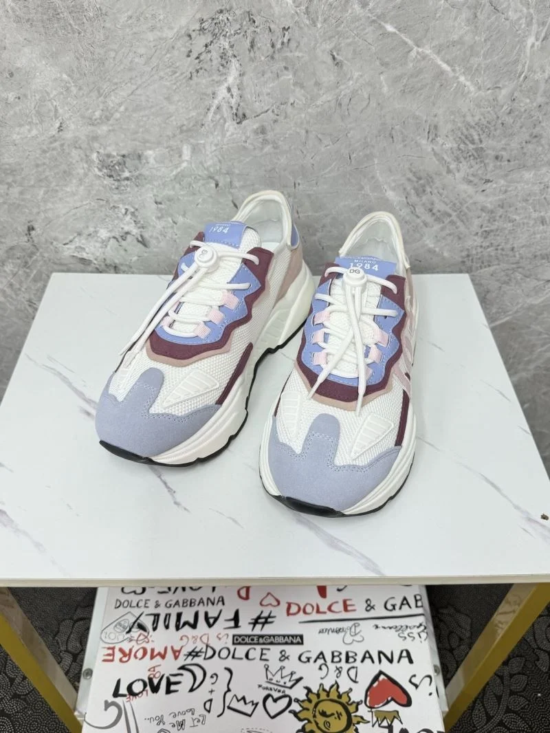 Value-priced Dolce Gabbana Low Shoes