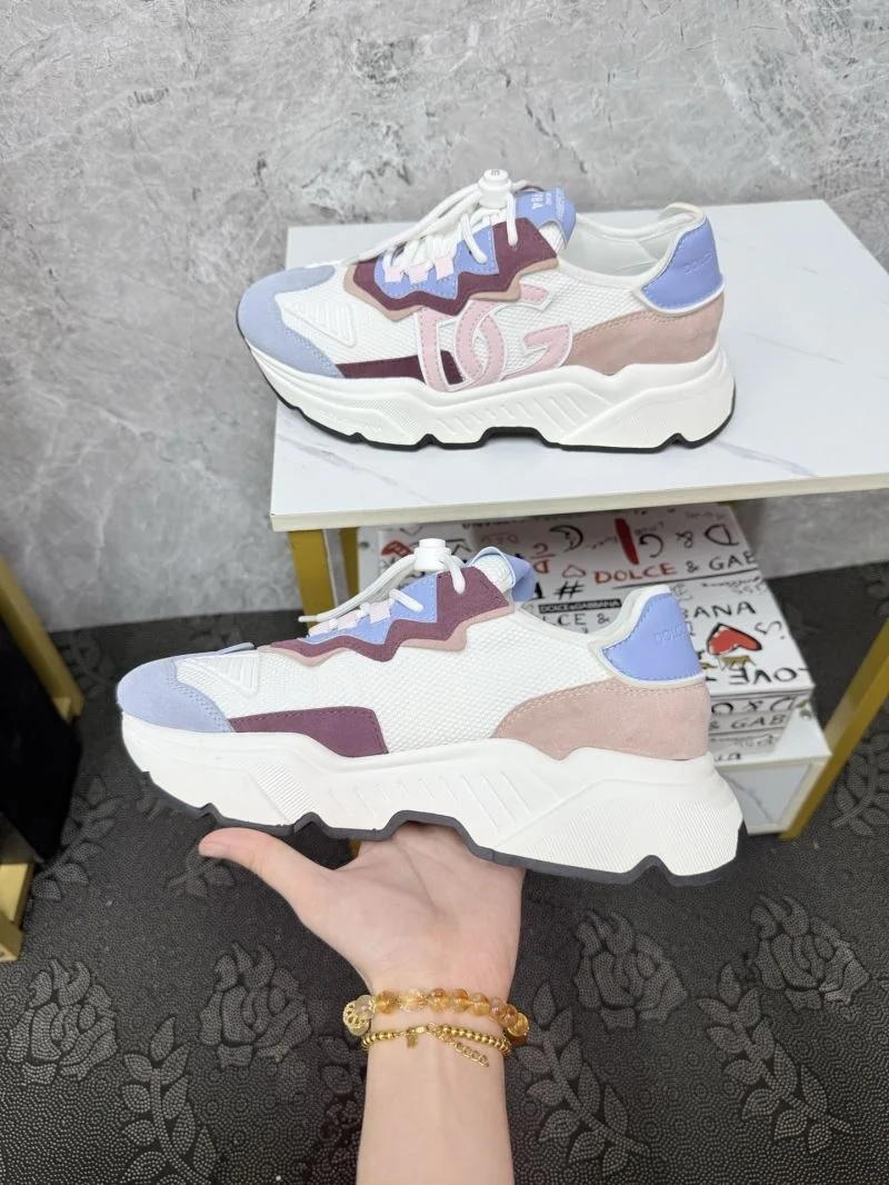 Value-priced Dolce Gabbana Low Shoes