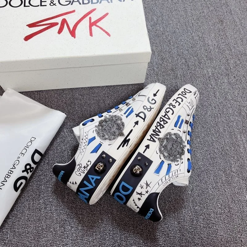 Accurate model Dolce Gabbana Low Shoes