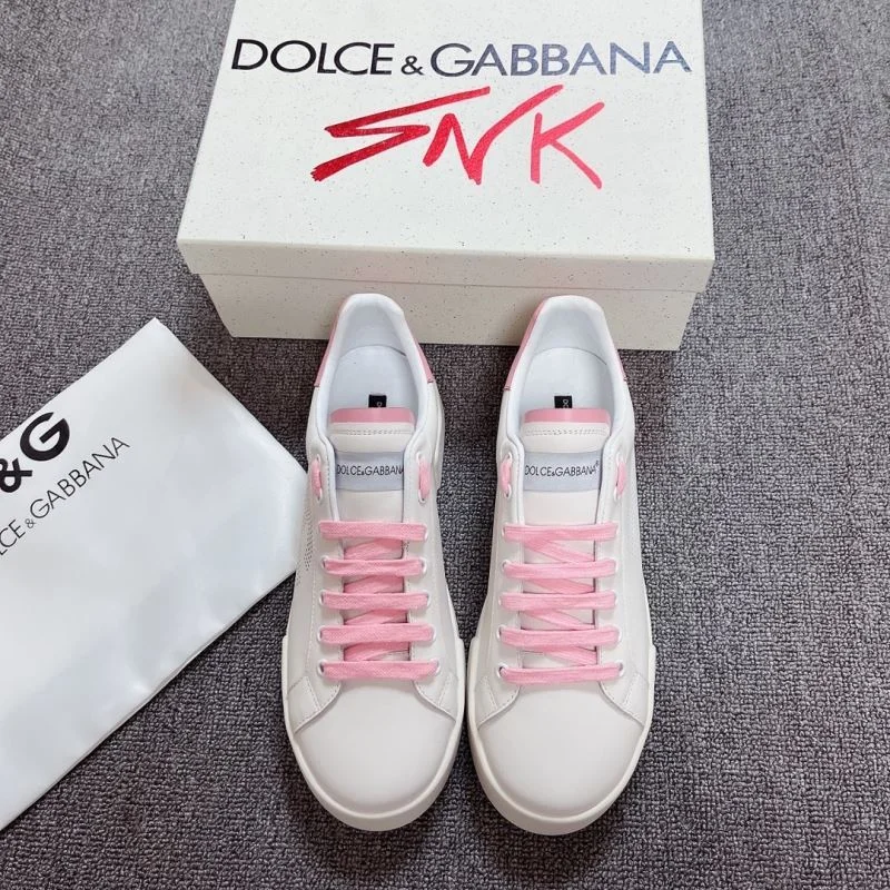 Top mirror Dolce Gabbana Low Shoes