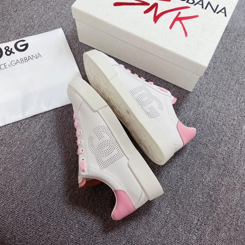 Top mirror Dolce Gabbana Low Shoes