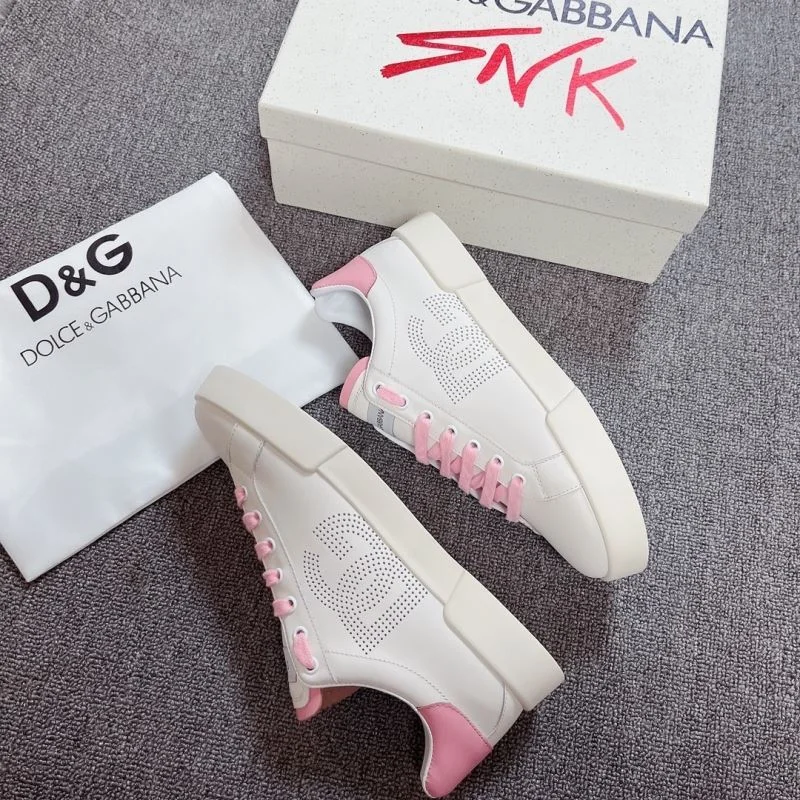 Top mirror Dolce Gabbana Low Shoes