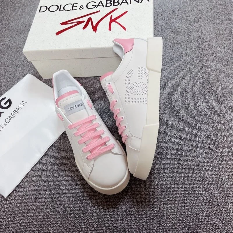 Top mirror Dolce Gabbana Low Shoes