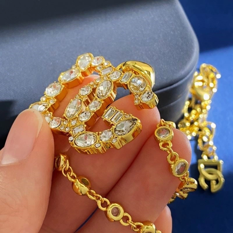 Inexpensive Dolce Gabbana Necklaces