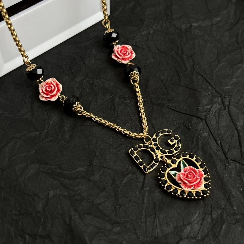 Accurate model Dolce Gabbana Necklaces