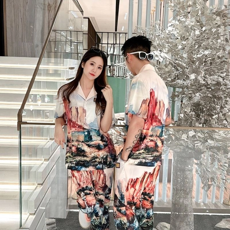 Accurate model Dolce Gabbana Nightwear