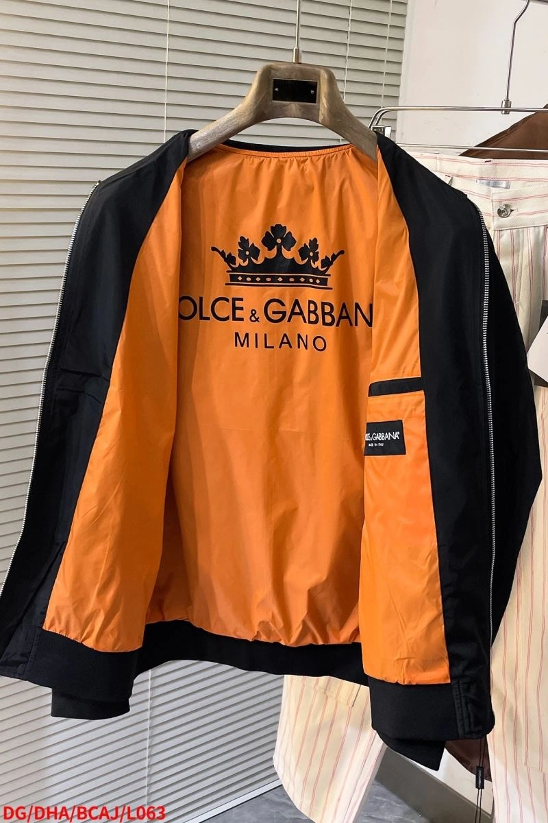 Legit Dolce Gabbana Outwear