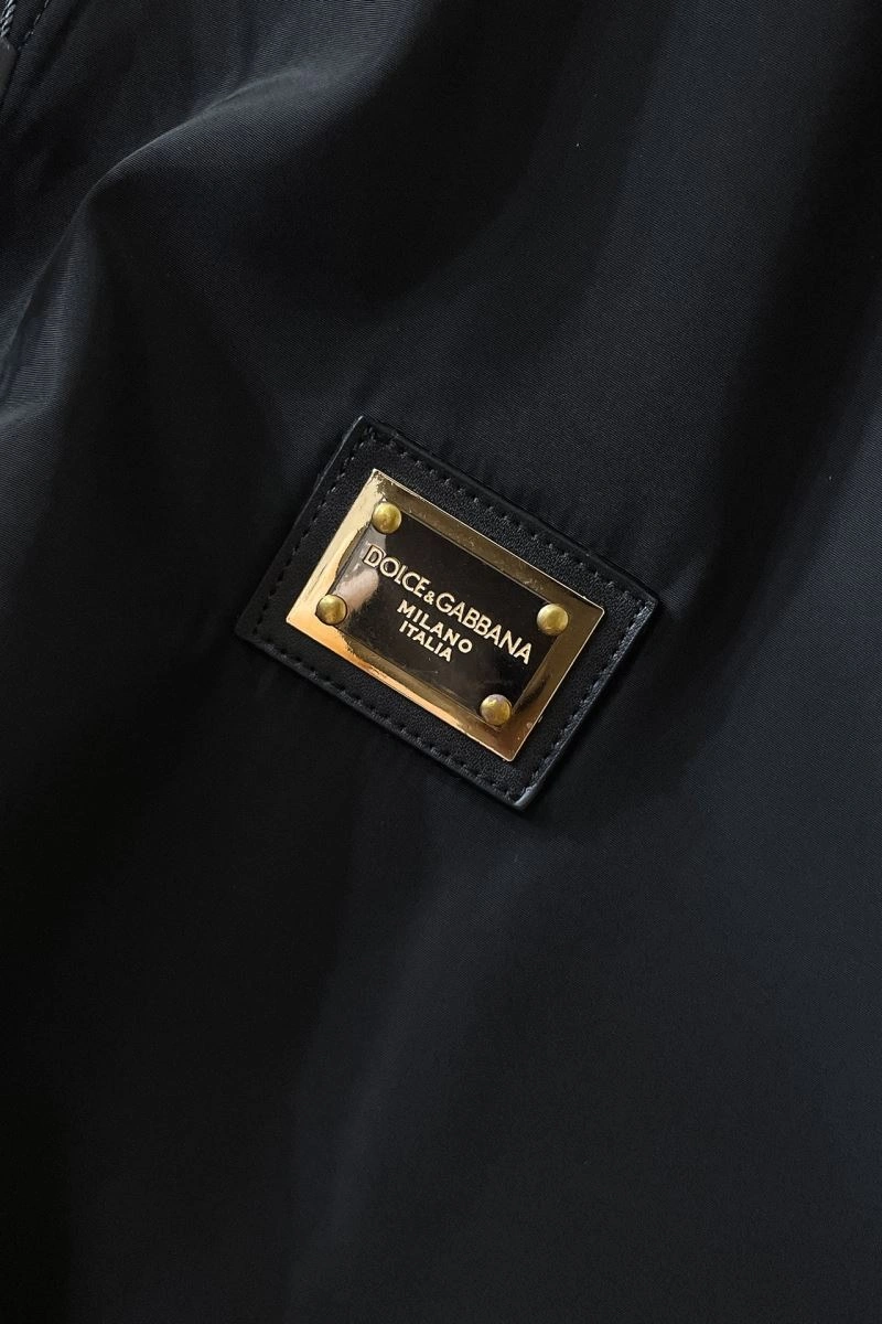 Legit Dolce Gabbana Outwear