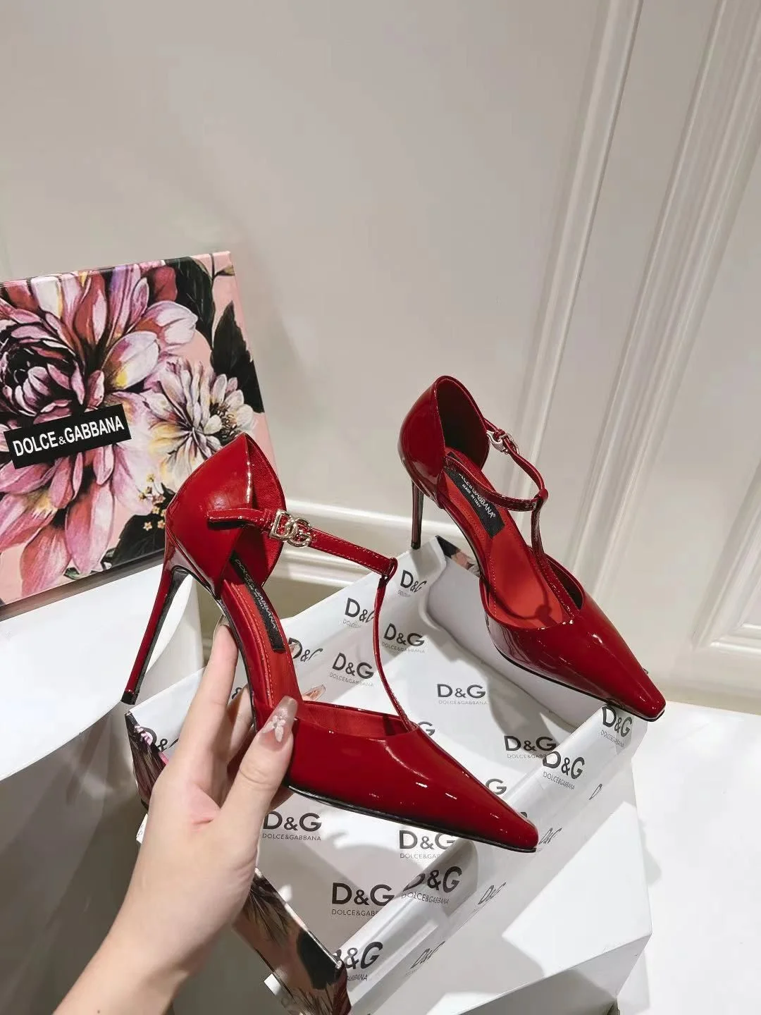 Real Dolce Gabbana Sandals