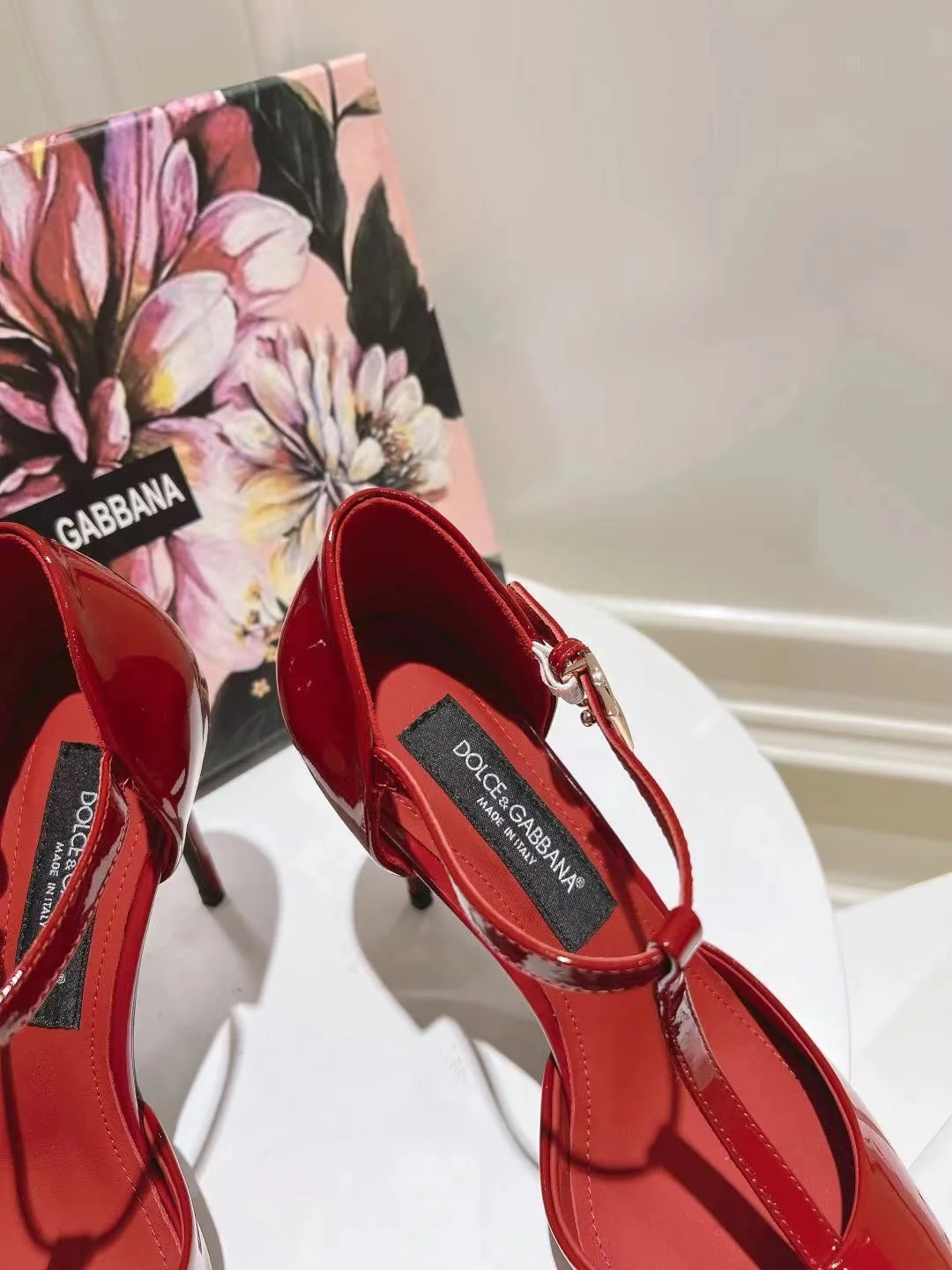 Real Dolce Gabbana Sandals