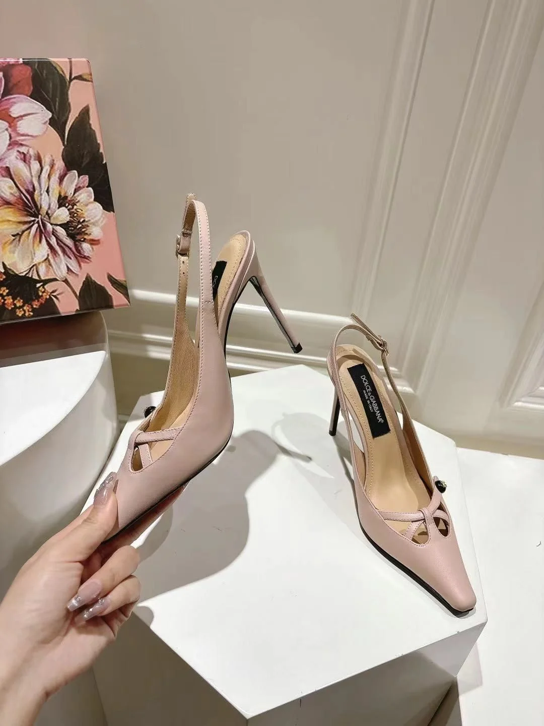 High fidelity Dolce Gabbana Sandals