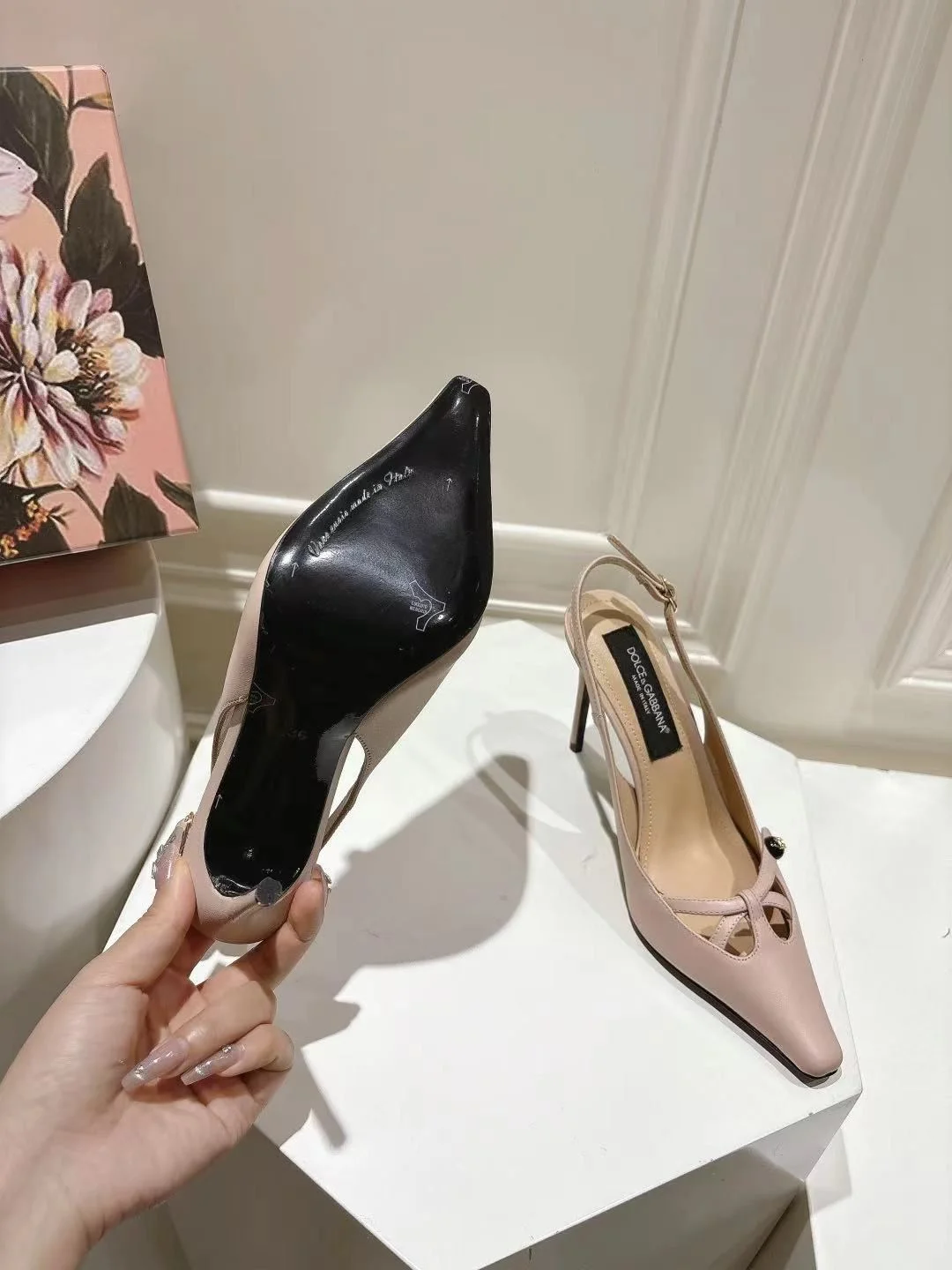 High fidelity Dolce Gabbana Sandals